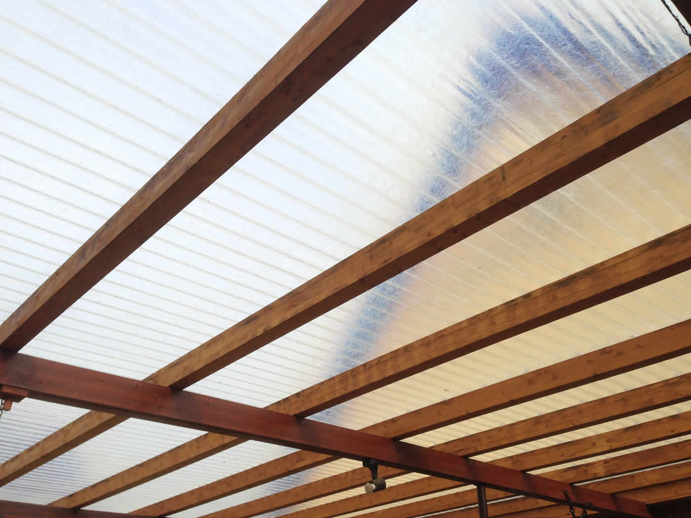 Wellplatten aus GFK - glasfaserverstärkten Kunststoff